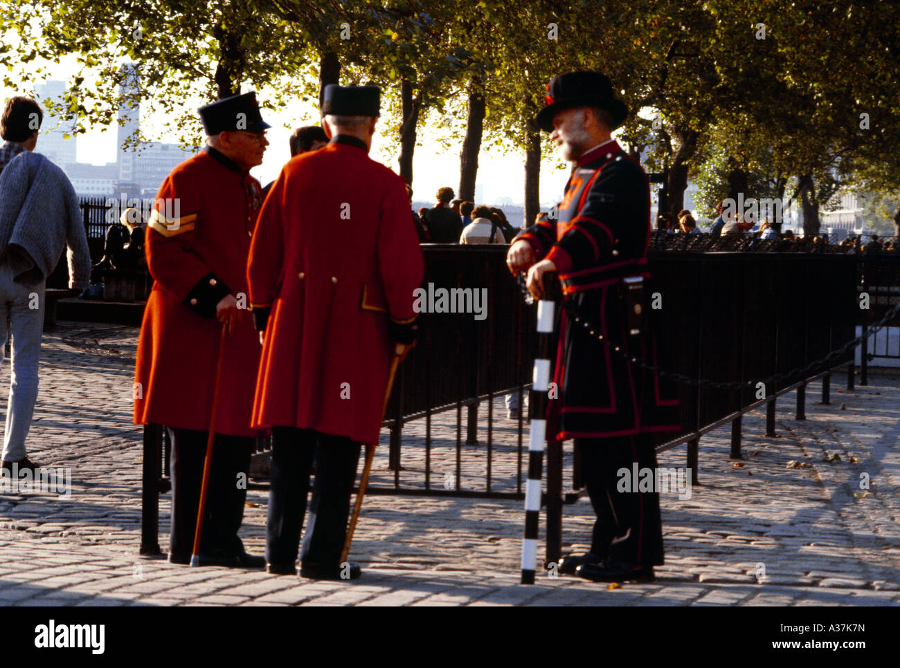 Beefeaters High Resolution Stock Photography and Images - Alamy