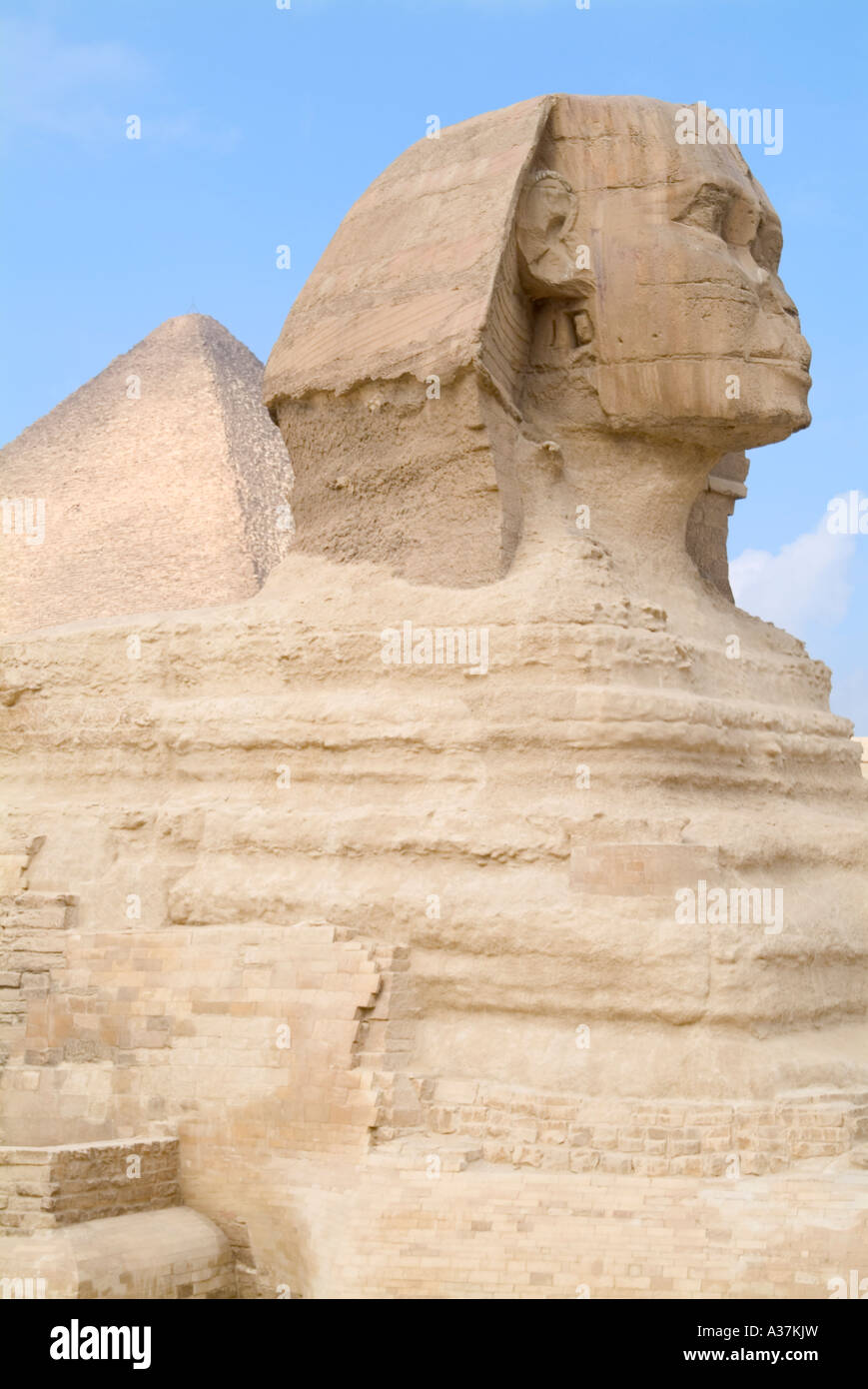 Giza the Great Sphinx likeness king Khafre pyramid of Khufo Cheops ...