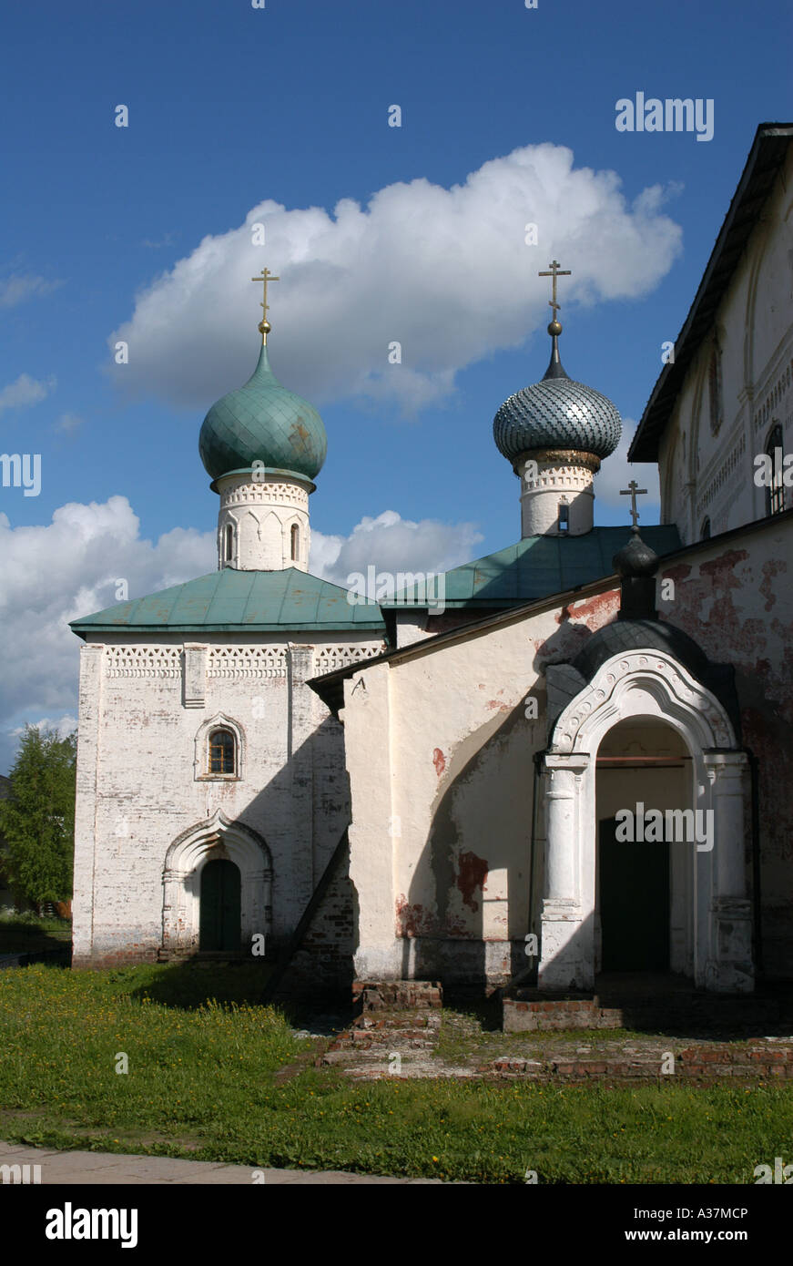 Churches of St Epiphanius of Salamis (left) and St. Vladimir (right) in ...