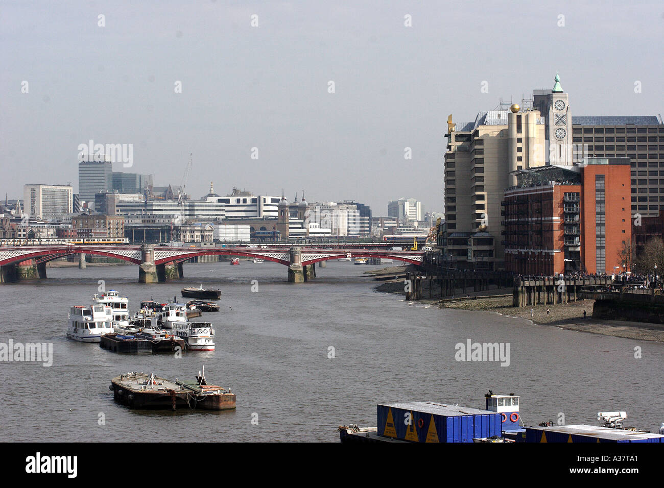 London cityscape 2 Stock Photo - Alamy