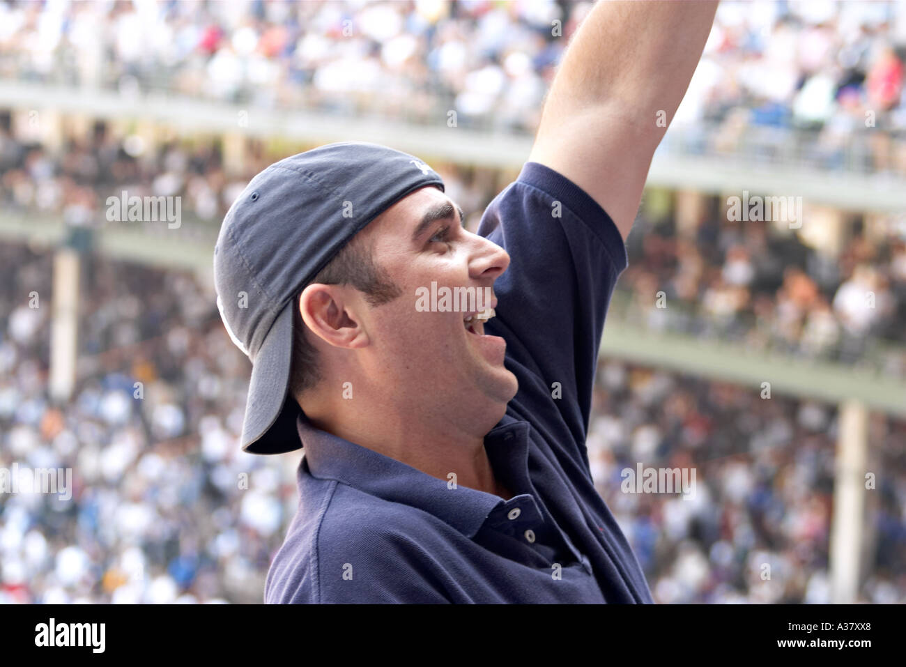BASEBALL Chicago Illinois New York Yankees fan cheer at Wrigley Field ...