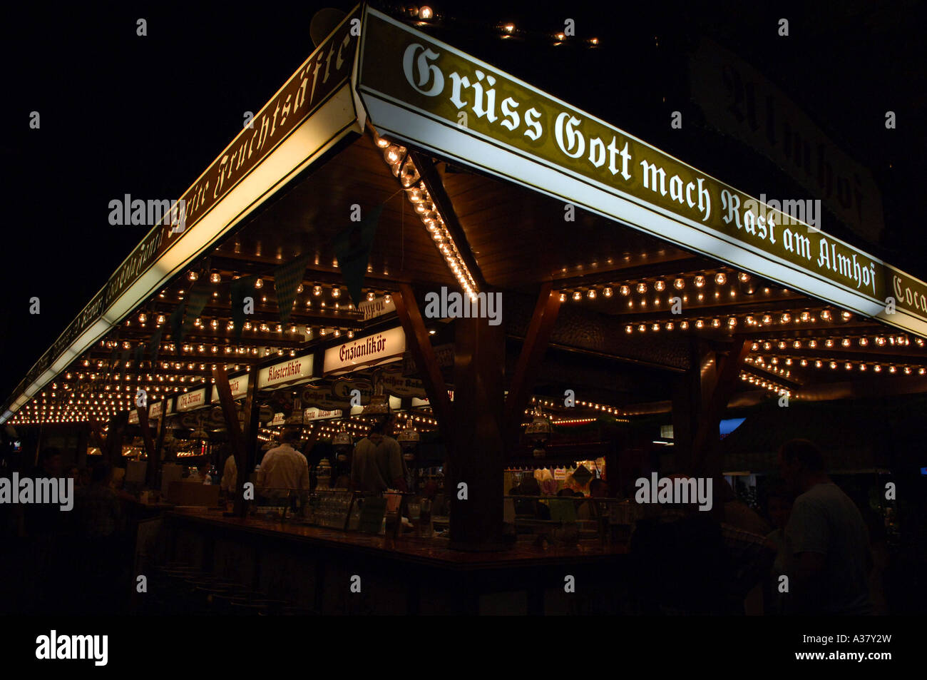 bar gruss gott people german deutschland deutsch germany fest festival ...