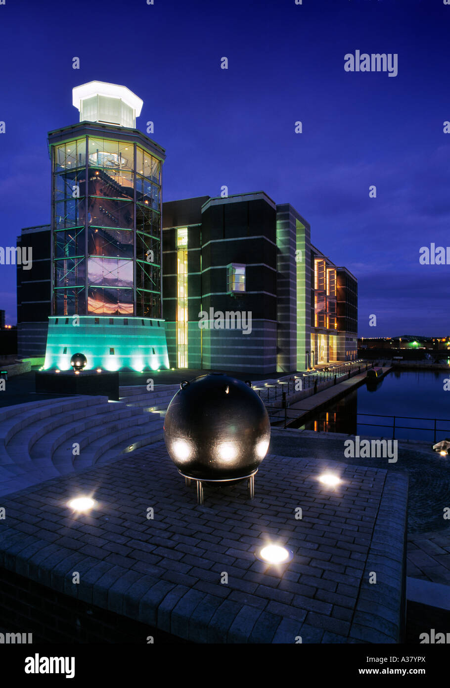 Royal armouries museum leeds hi-res stock photography and images - Alamy