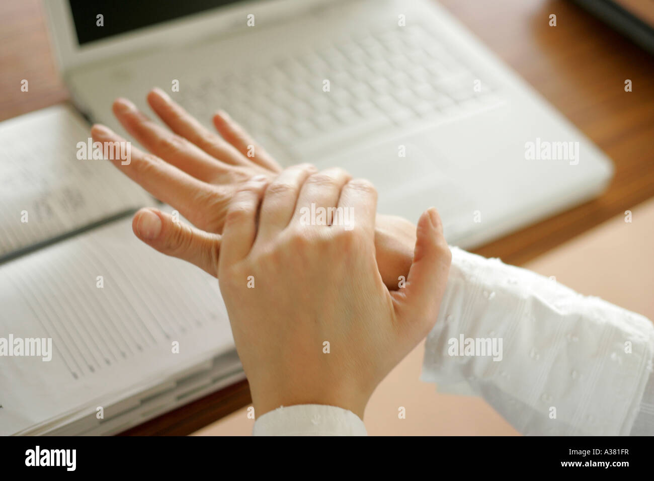 Repetitive Strain Injury Stock Photo - Alamy Repetitive Strain Injury Stock Photo - Alamy