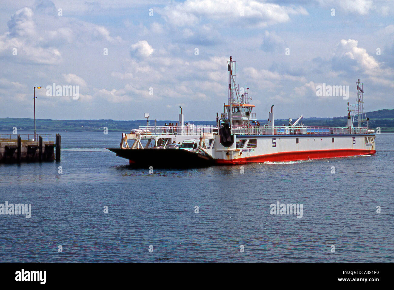 Shannon ferry hi-res stock photography and images - Alamy