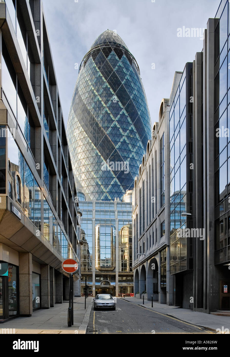 Swiss Re Headquarters, 30 St Mary Axe City of London Stock Photo - Alamy