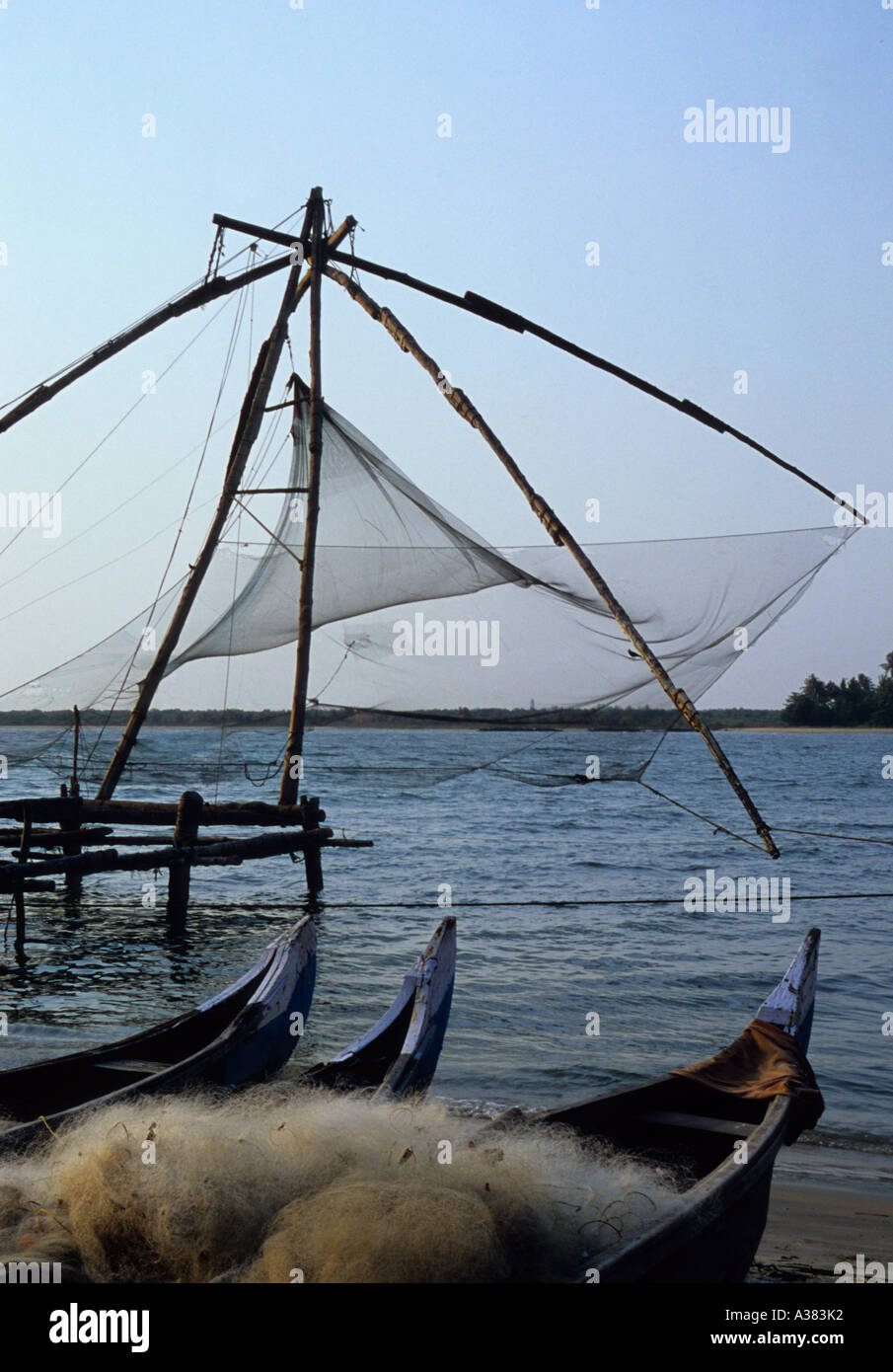Traditional fishing net, Kerala, India Stock Photo - Alamy