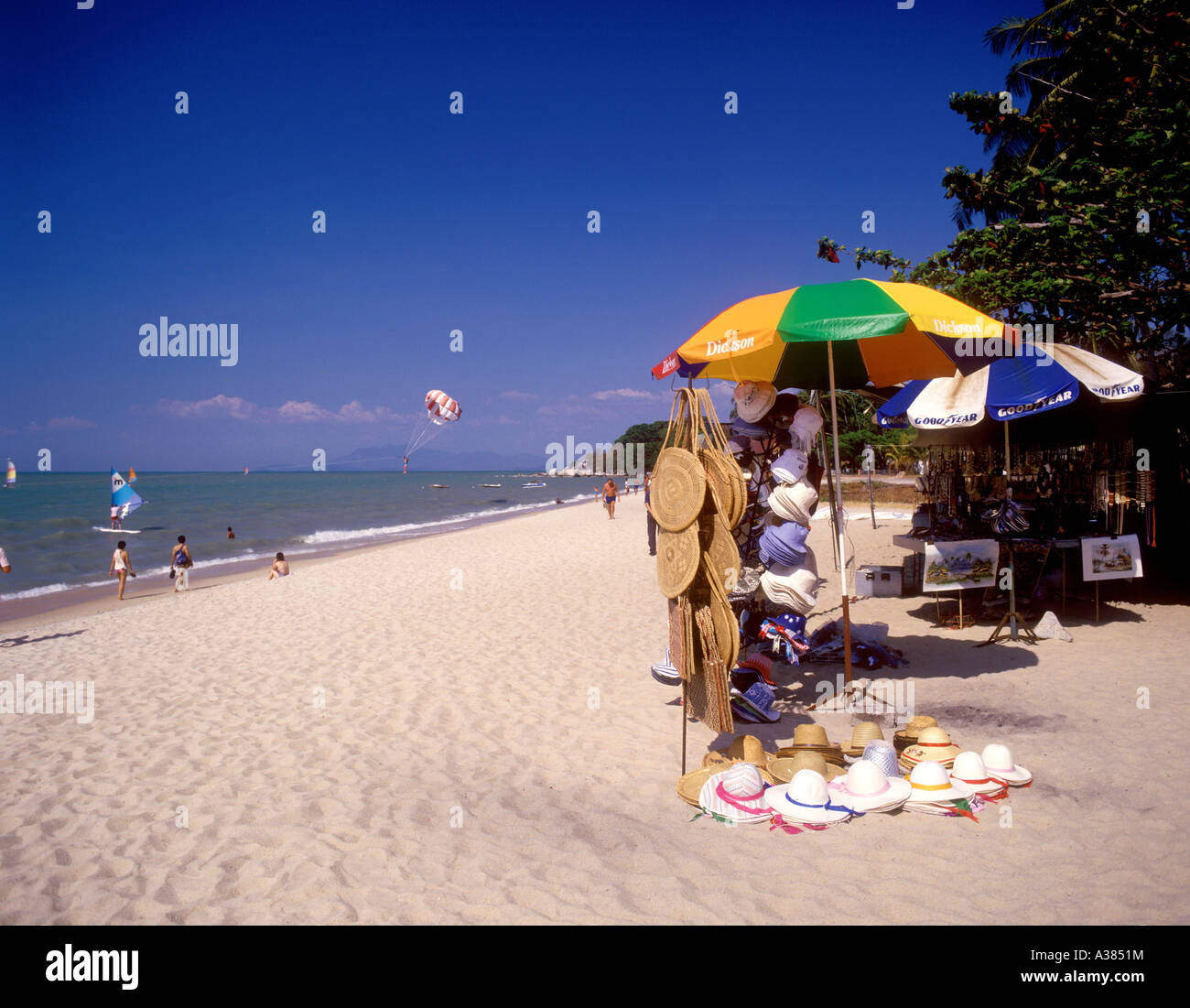 Penang - Batu Ferringhi Beach, Tourist beach stall Stock Photo - Alamy