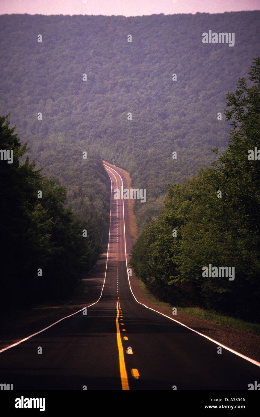 Two lane road hi-res stock photography and images - Alamy