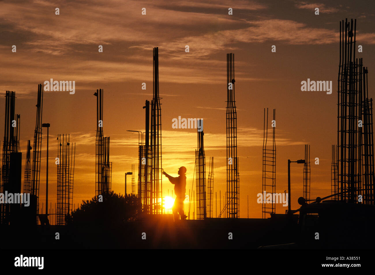 construction worker tying re bar for vertical support column Stock ...