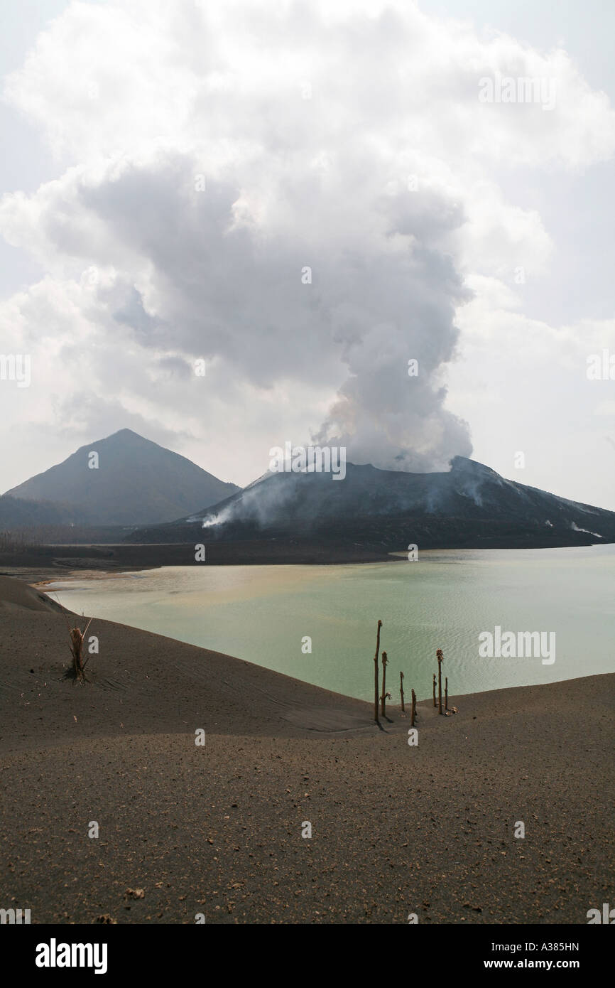 Volcano png hi-res stock photography and images - Alamy