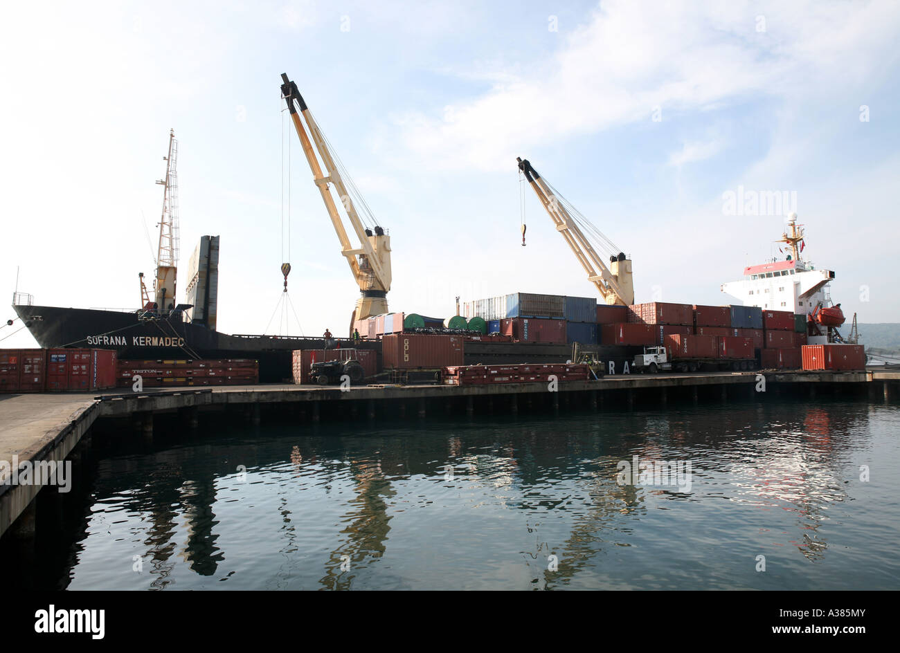 Container ship, Sofrana Kermadec unloading at Simpson Harbour, Rabaul ...