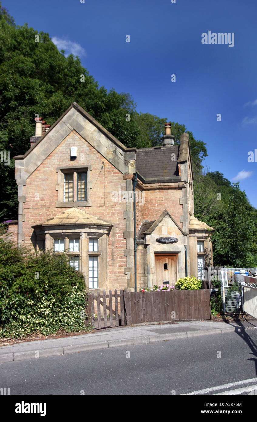 Nottingham cottage hi-res stock photography and images - Alamy