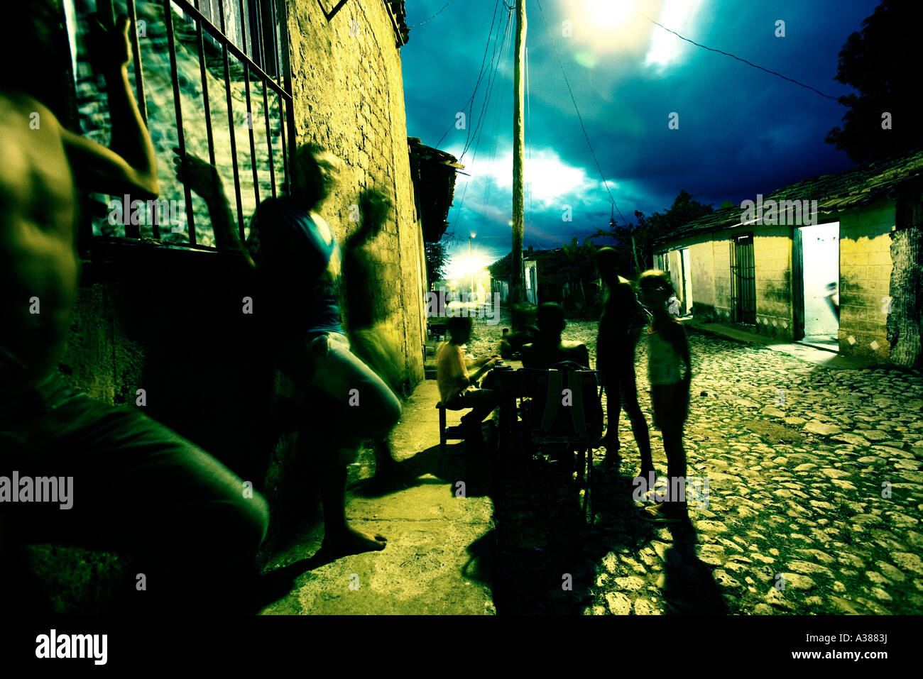 Cubans in trinidad streets hi-res stock photography and images - Alamy