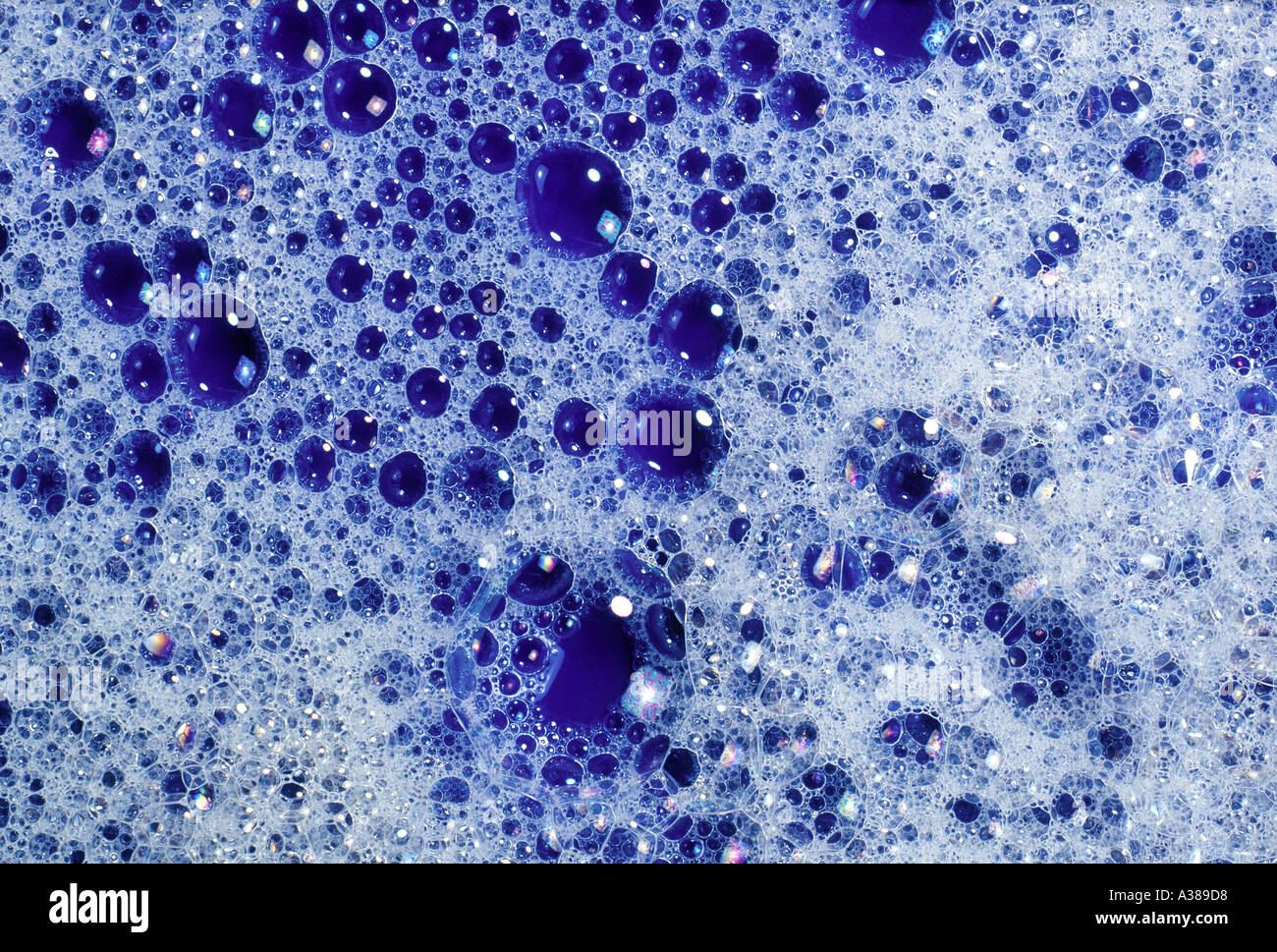 Blue water bubbles clean hi-res stock photography and images - Alamy