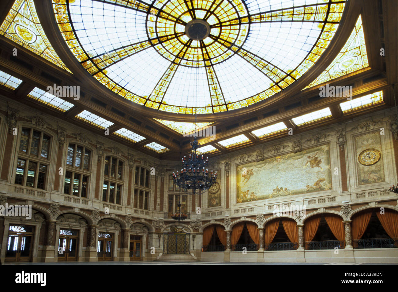 COMMERCE CHAMBER - LILLE - NORD - FRANCE Stock Photo - Alamy