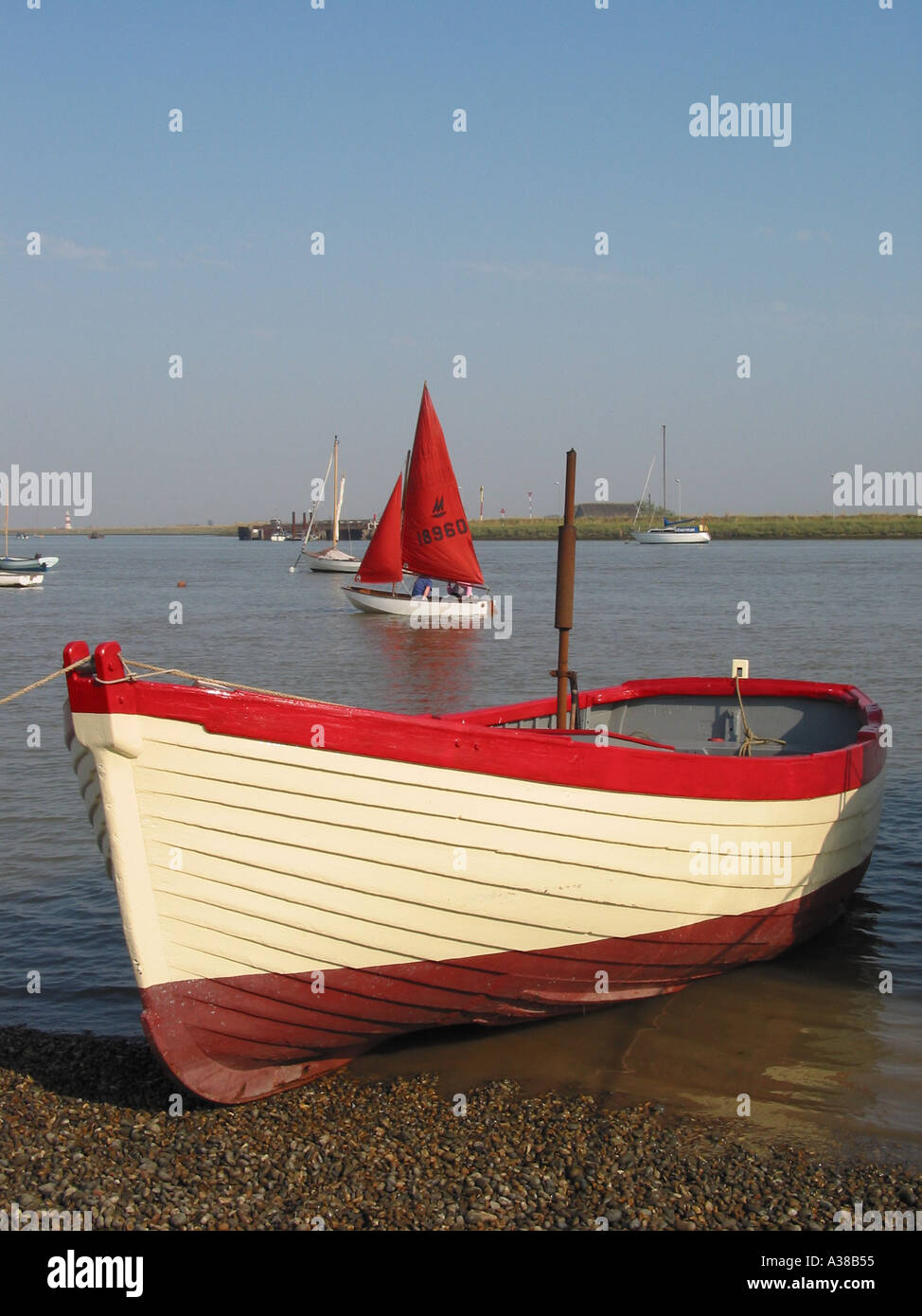 Typical orford riverside scene hi-res stock photography and images - Alamy
