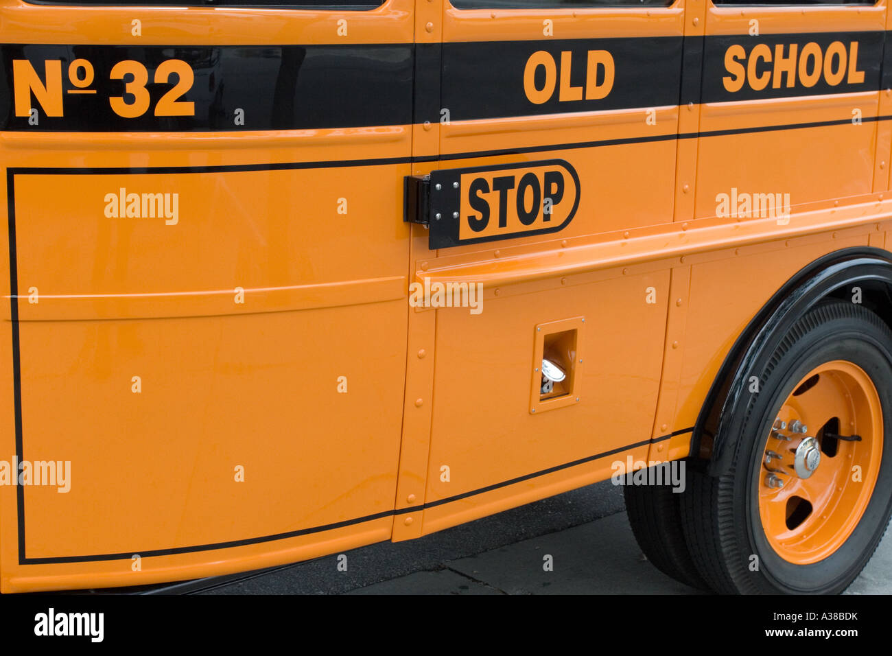 Short yellow school bus hi-res stock photography and images - Alamy