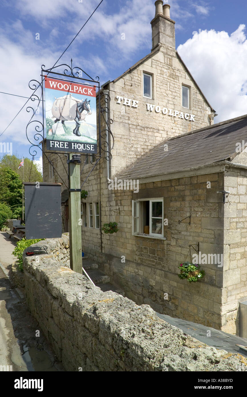 Woolpack slad cotswolds hi-res stock photography and images - Alamy