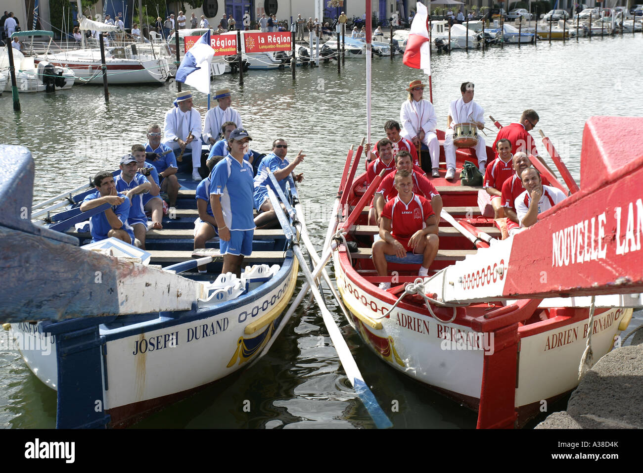 Joutes hi-res stock photography and images - Alamy