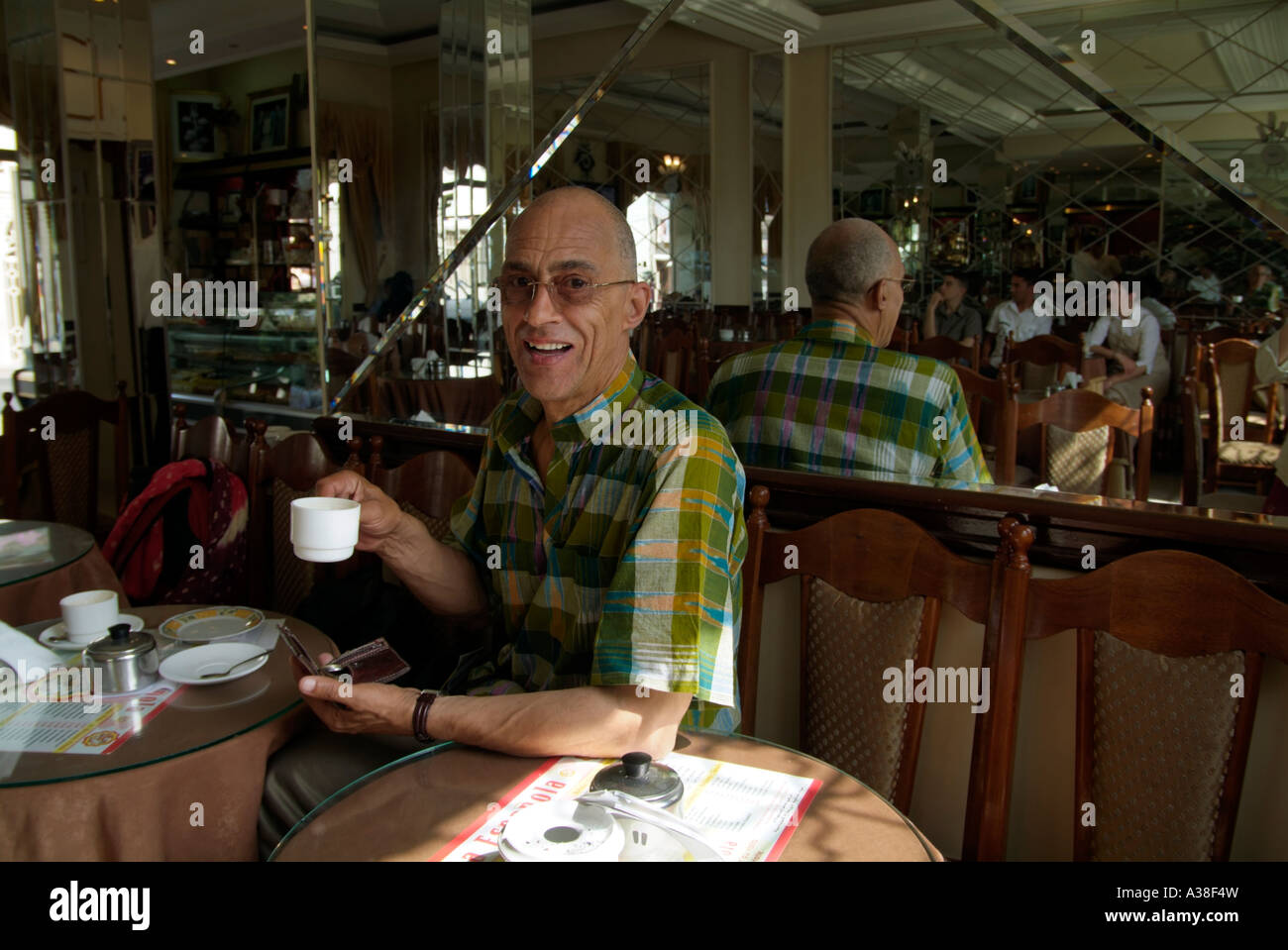 Morocco tea room hi-res stock photography and images - Alamy