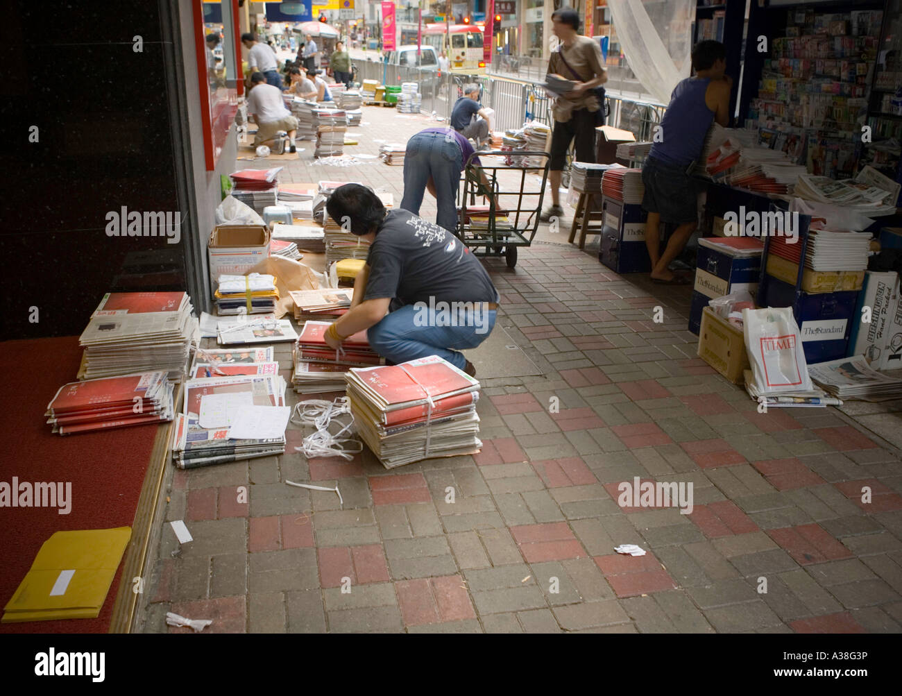 Newspaper vendors, Hong Kong Stock Photo - Alamy