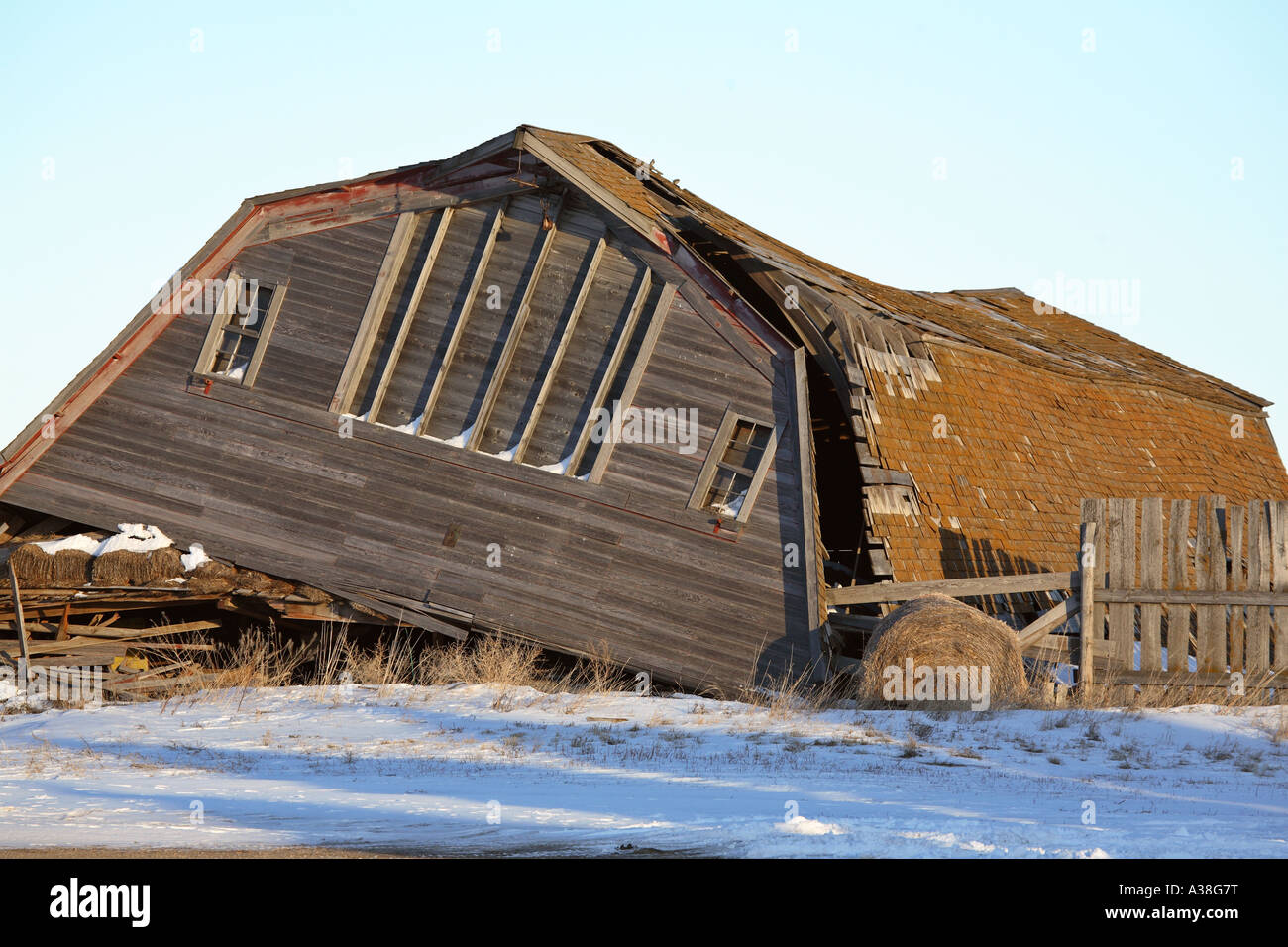 collapsed barn in winter Stock Photo - Alamy