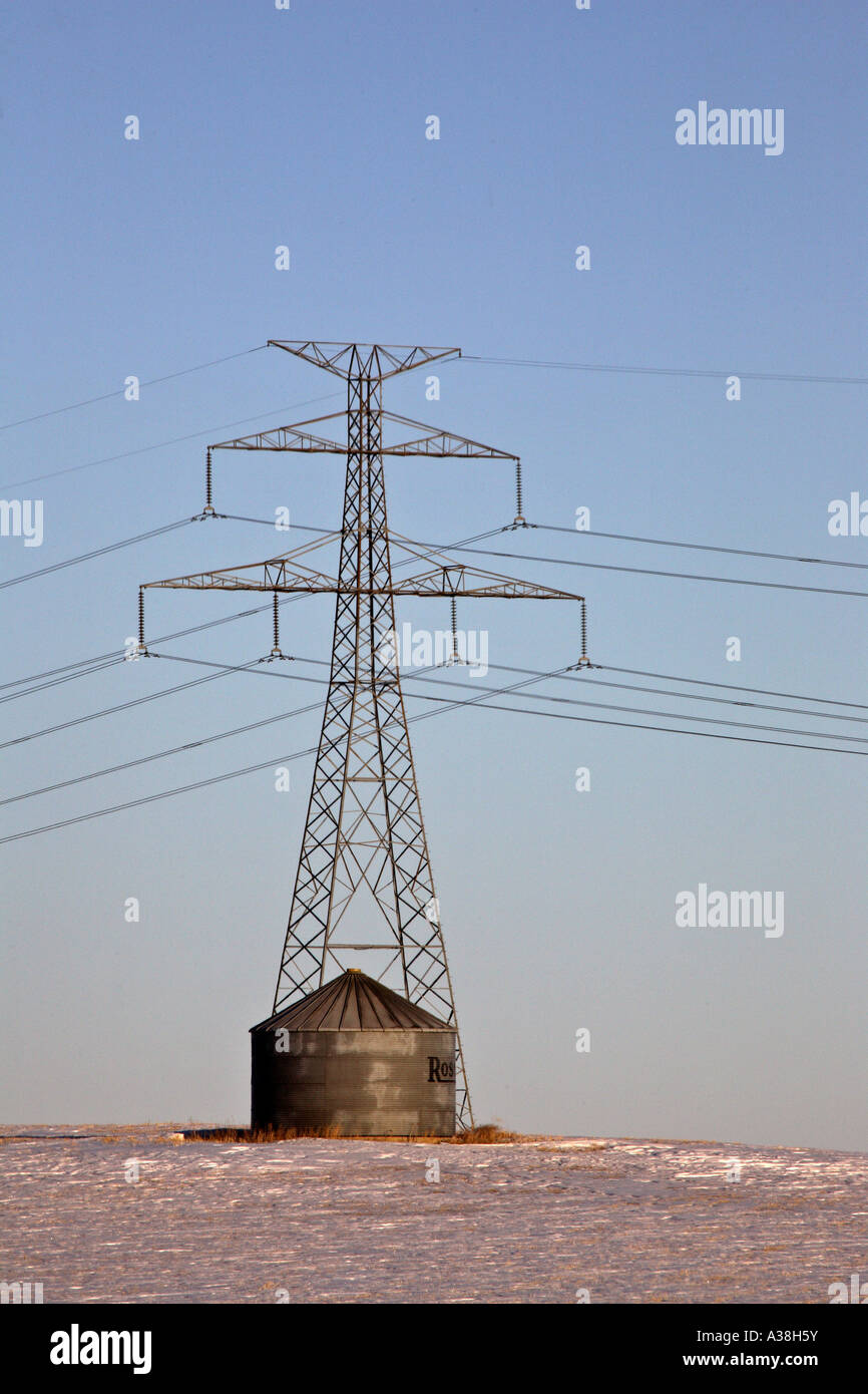 metal hydro towers and lines Stock Photo - Alamy
