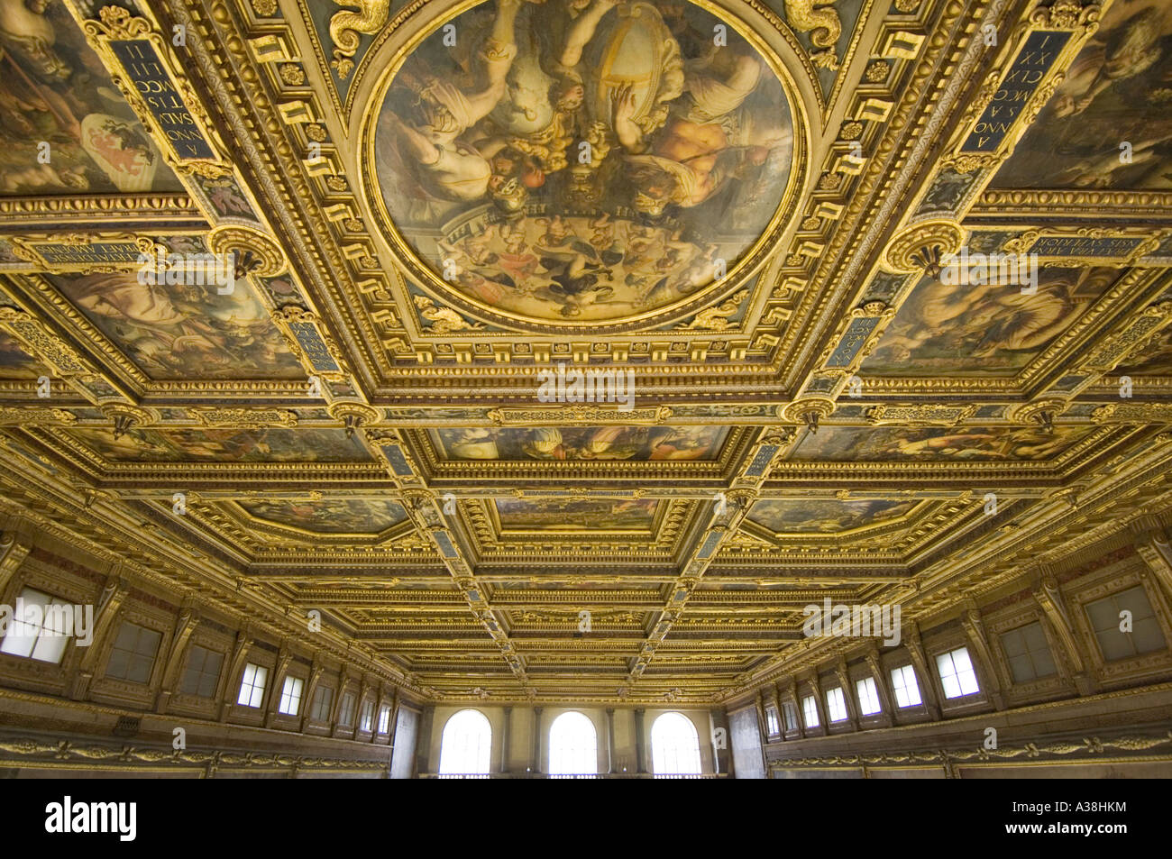 Salone dei cinquecento the palazzo vecchio florence italy hi-res stock ...