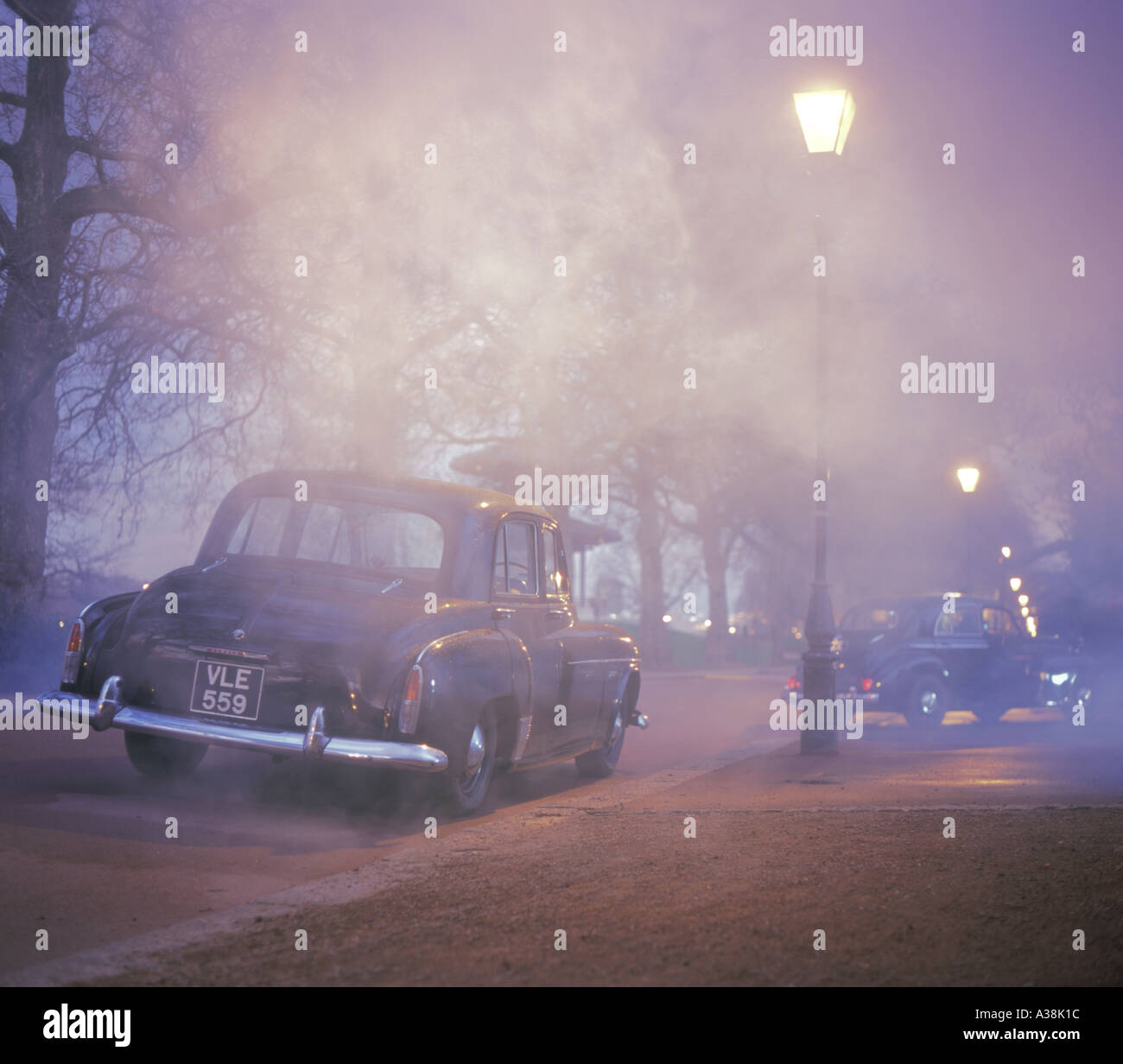 Victorian London Fog Stock Photos & Victorian London Fog Stock Images ...