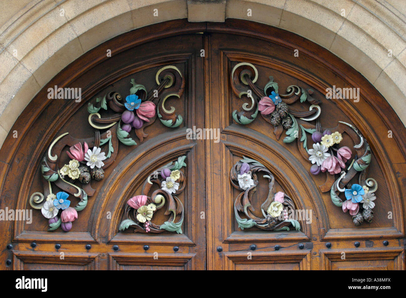 Decorative floral door in Oxford Oxfordshire England Stock Photo - Alamy