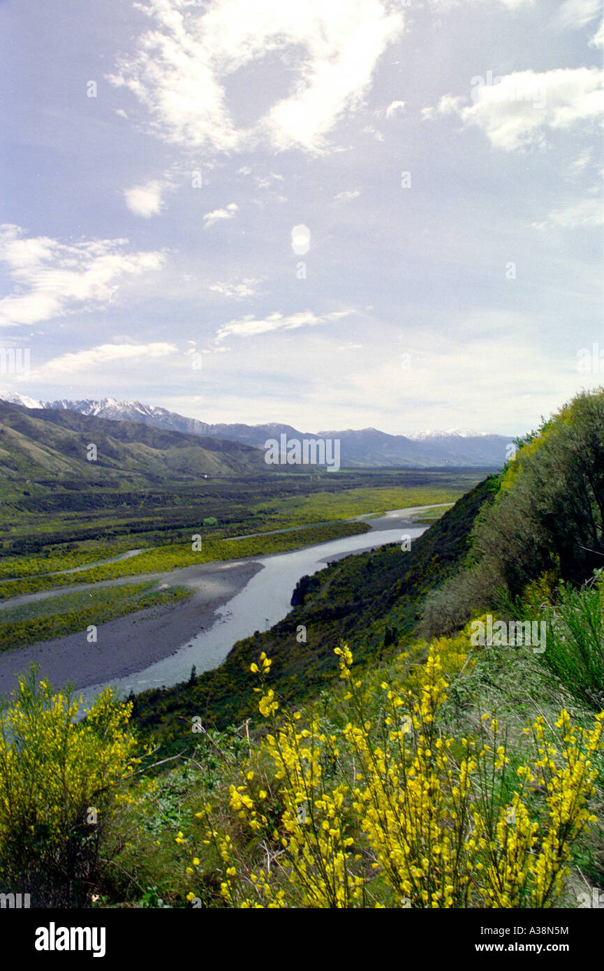 Leading dam hi-res stock photography and images - Alamy