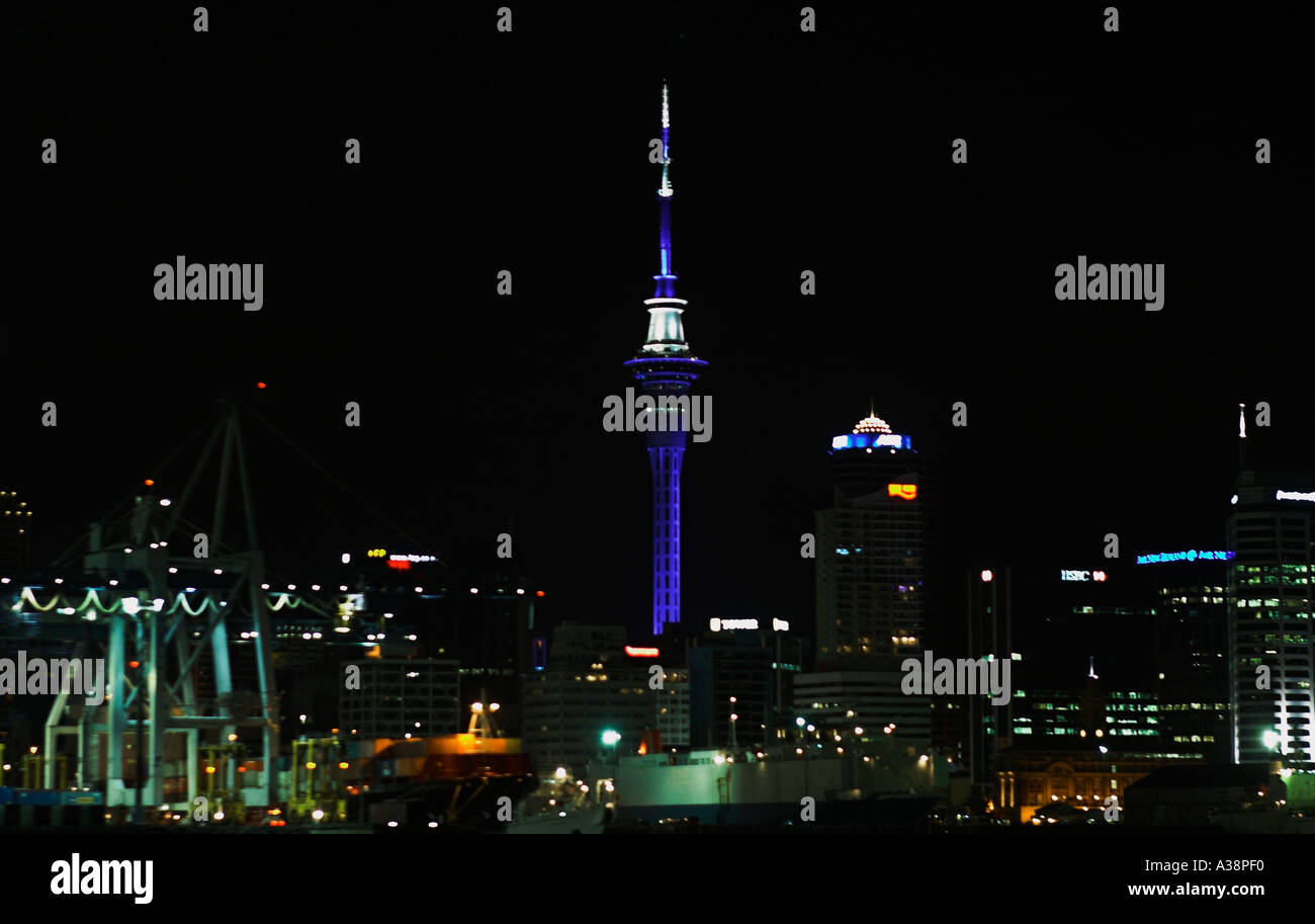 Auckland skyline at night Stock Photo - Alamy