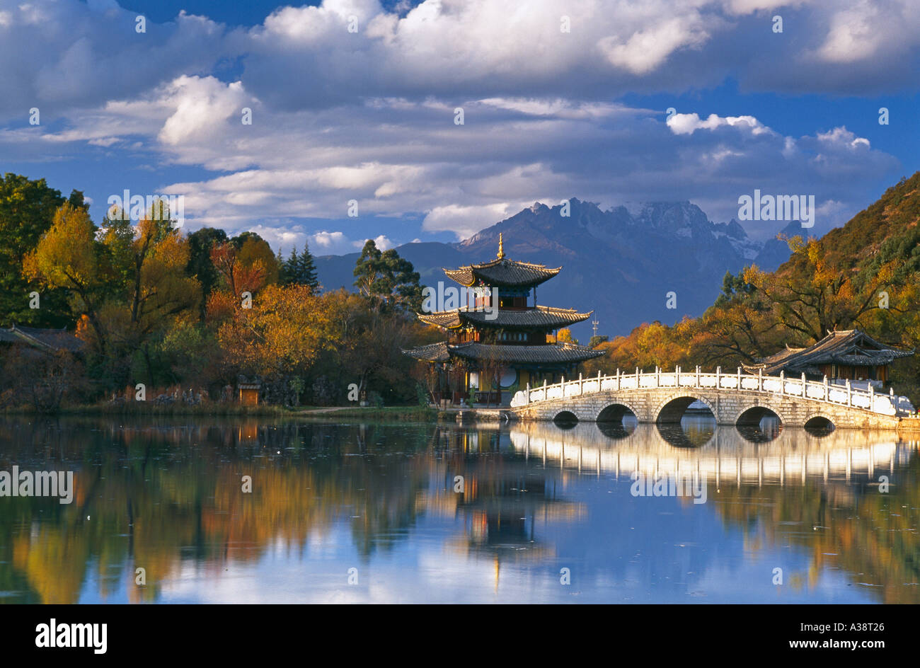 Black Dragon Pool Jade Dragon Snow Mountain Lijiang Yunnan Province ...