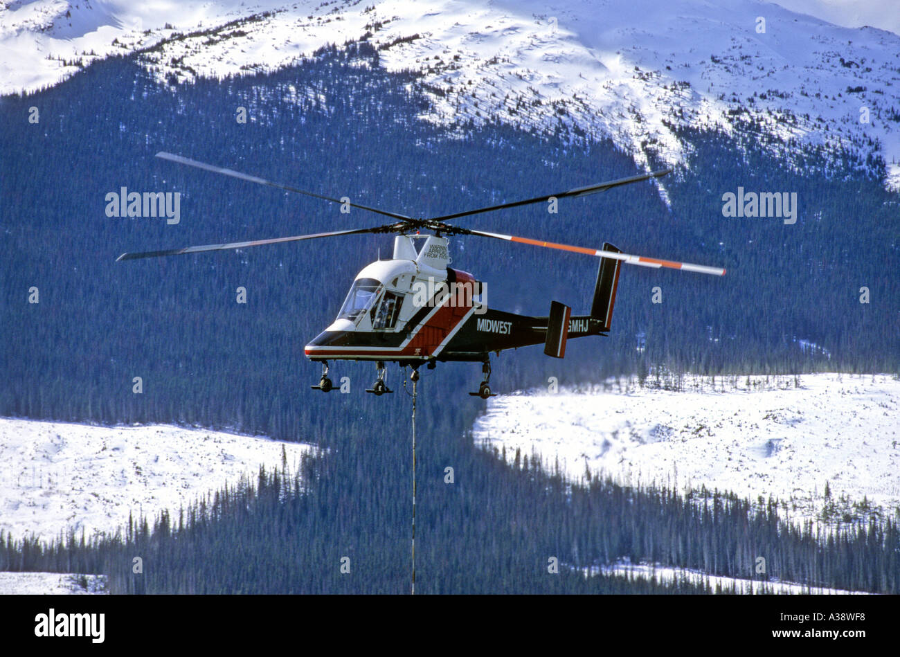 Helicopter logging hi-res stock photography and images - Alamy
