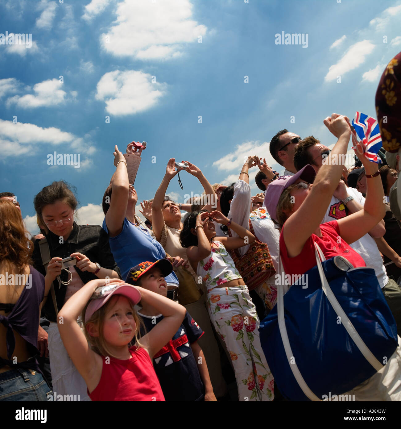 Crowds outside Buckingham Palace on Queen's 80 Birthday London England ...