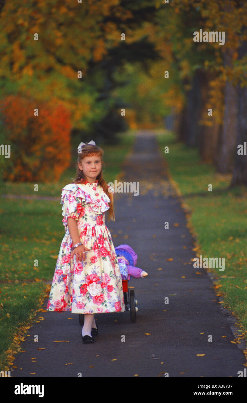 Children in their sunday best clothes hi-res stock photography and ...