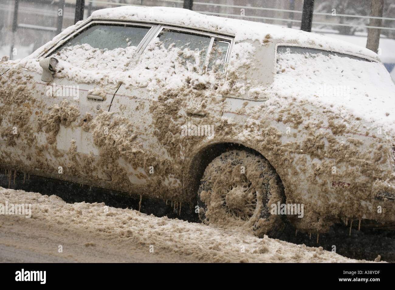 Splashed by car hi-res stock photography and images - Alamy