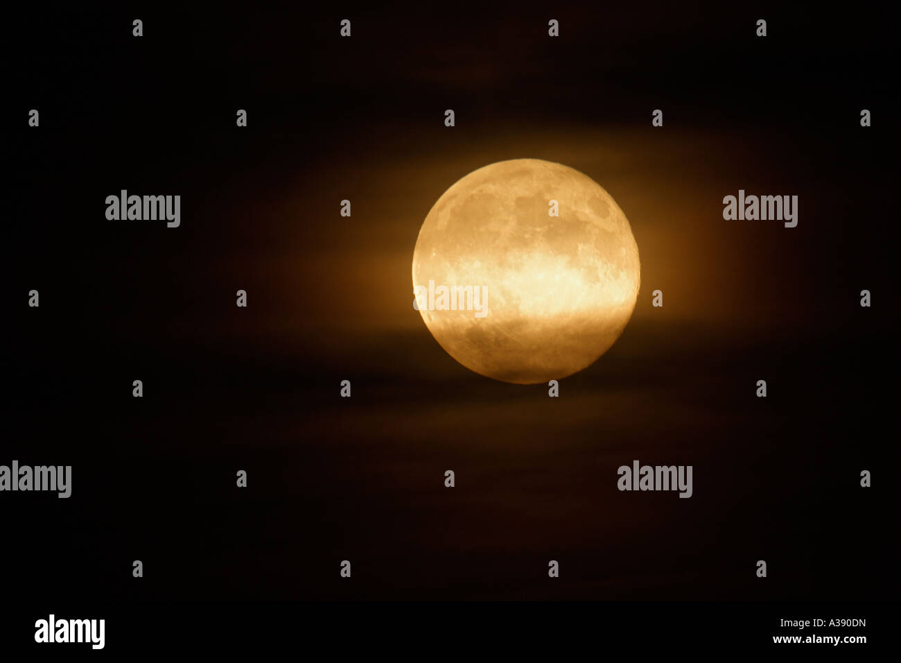 Full moon illuminating cloud hi-res stock photography and images - Alamy