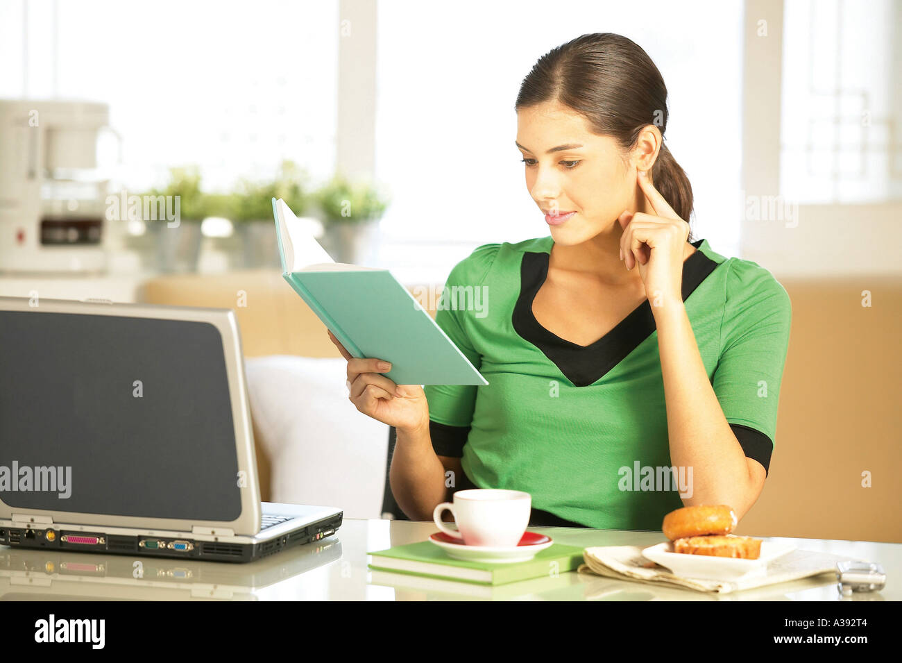 She is reading hi-res stock photography and images - Alamy