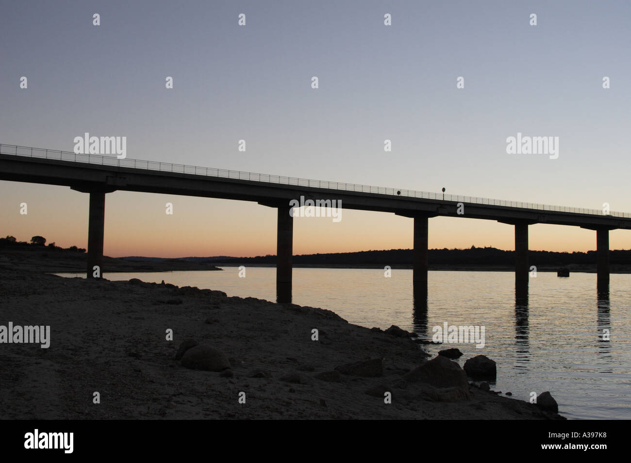 Embalse de valmayor hi-res stock photography and images - Alamy