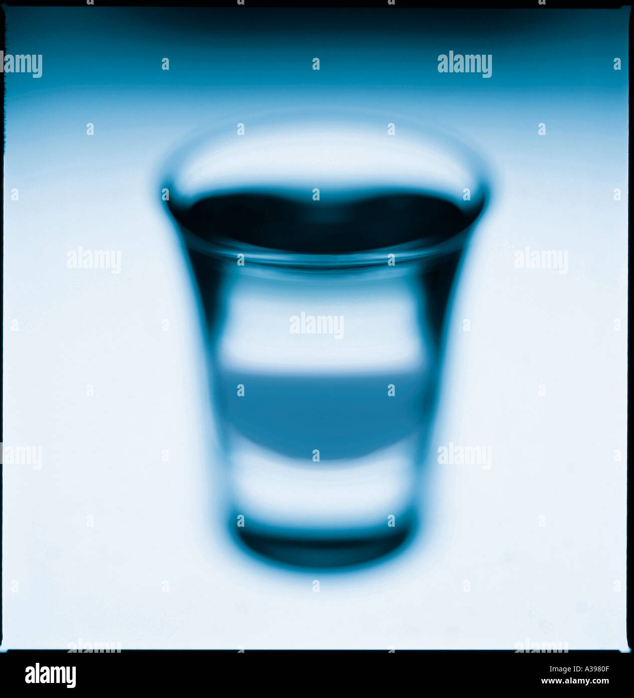 Layered cocktails hi-res stock photography and images - Alamy