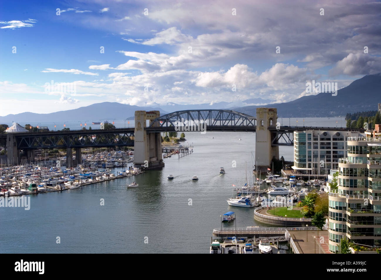Granville bridge Vancouver Canada Stock Photo - Alamy