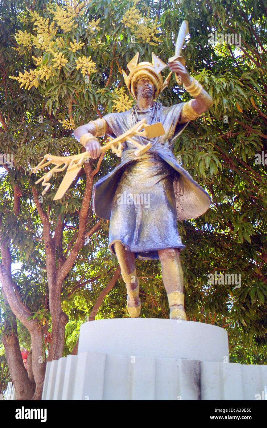 African Gods Statues by Tati Moreno in Prainha, Brasilia Stock Photo ...