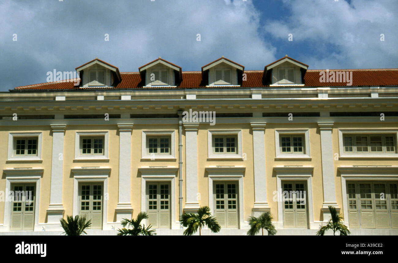Empress Palace Building Singapore Stock Photo - Alamy