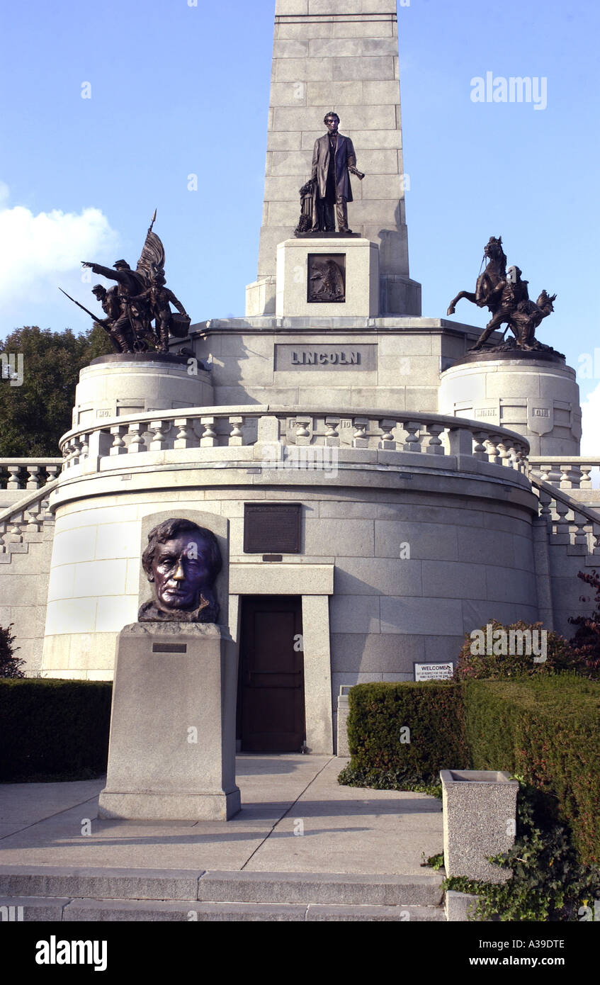 Lincoln monument il hi-res stock photography and images - Alamy