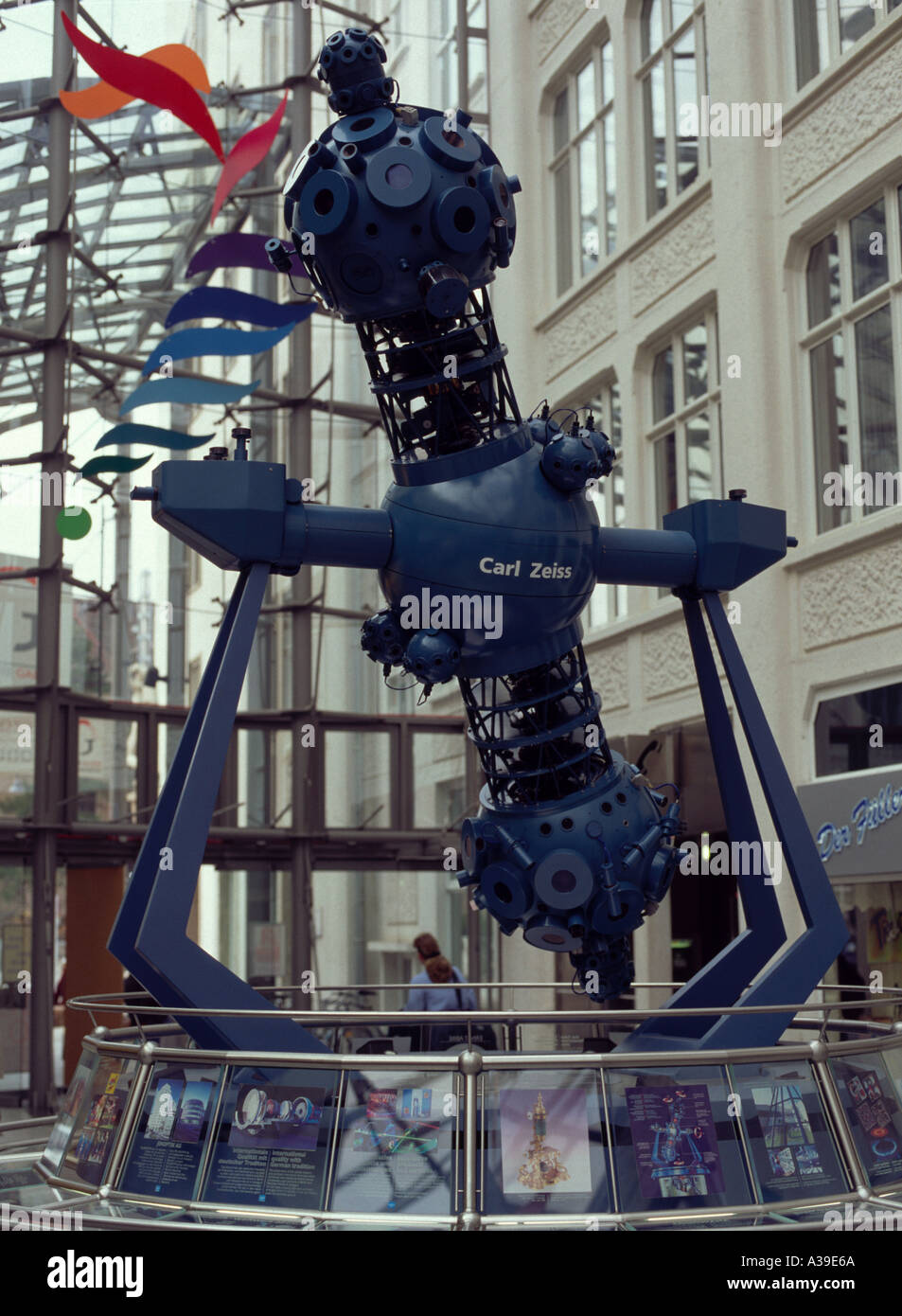Zeiss planetarium projector hi-res stock photography and images - Alamy
