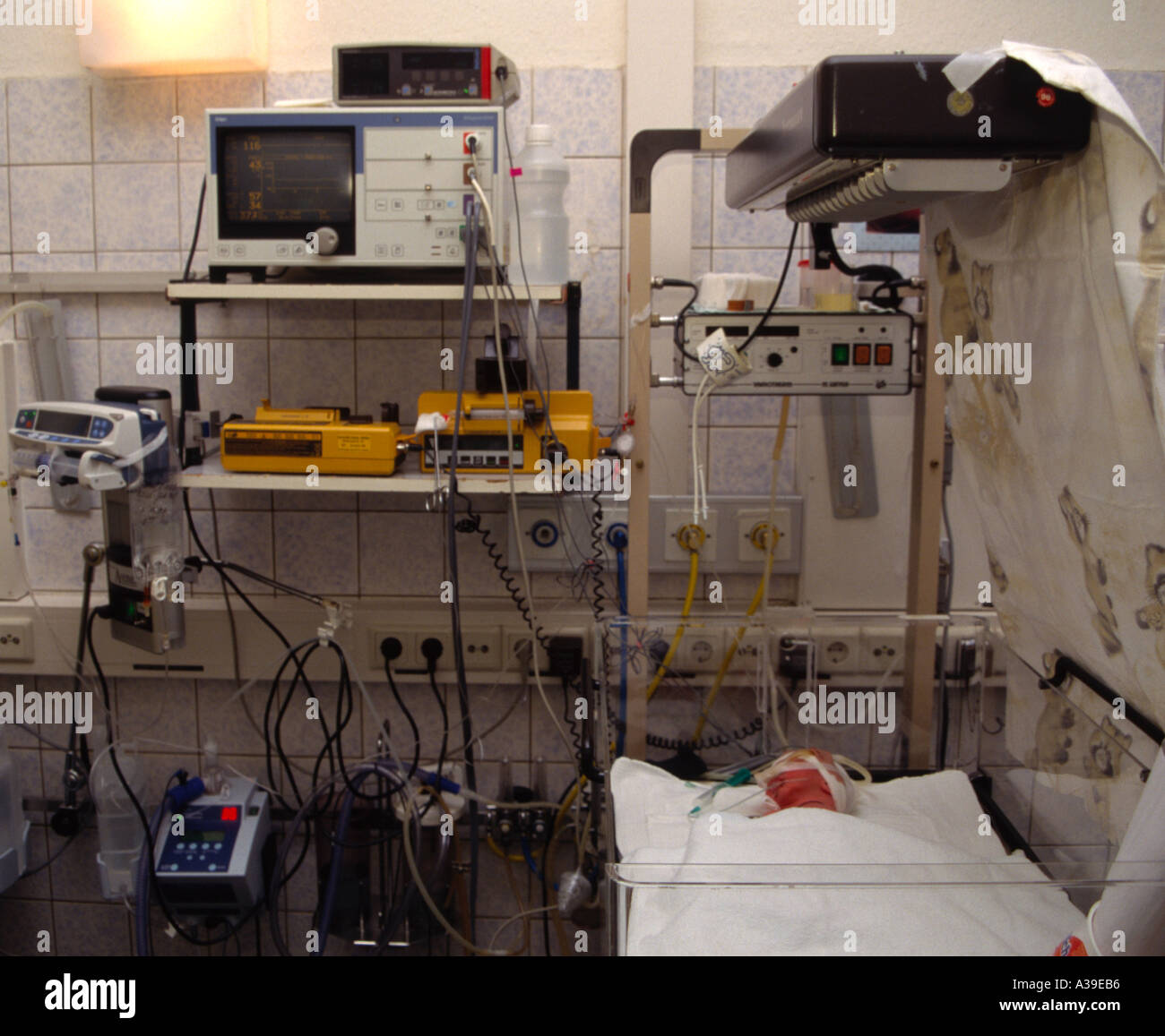 Newborn on ICU Stock Photo - Alamy