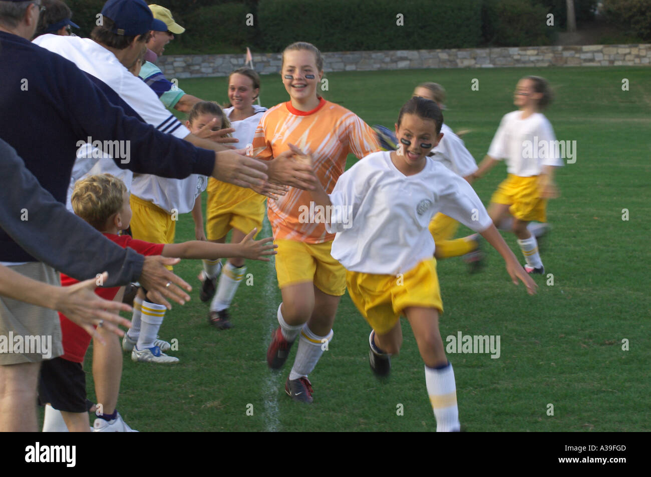 Pre teen girls playing soccer hi-res stock photography and images - Alamy
