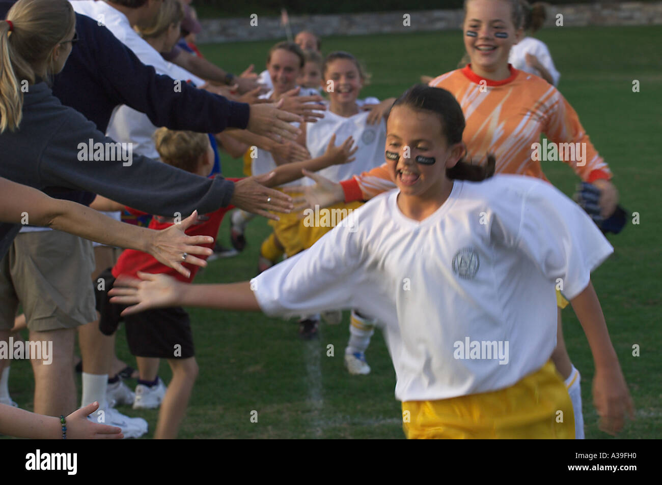 Pre teen girls soccer hi-res stock photography and images - Alamy